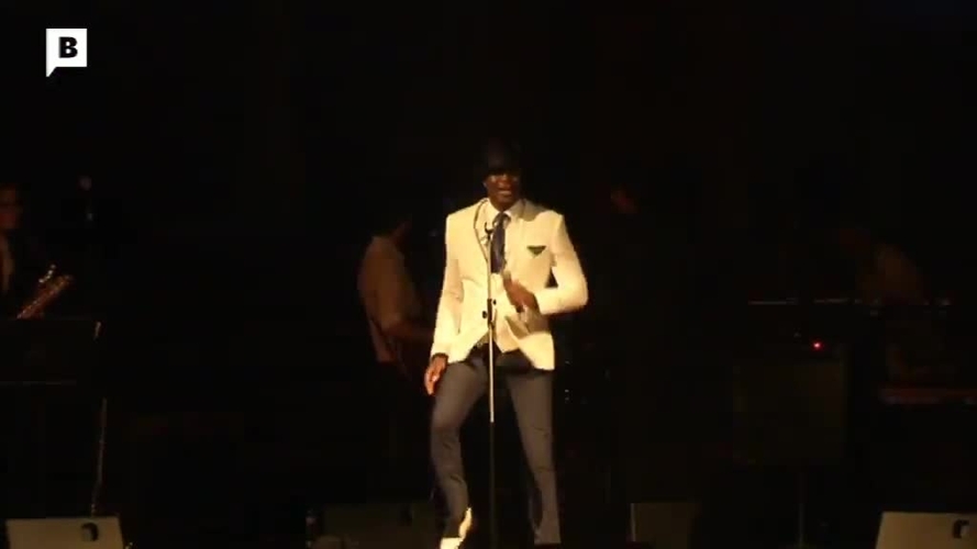 Zalon Thompson i The Gramophone Allstars fan reviure Amy Winehouse al ...