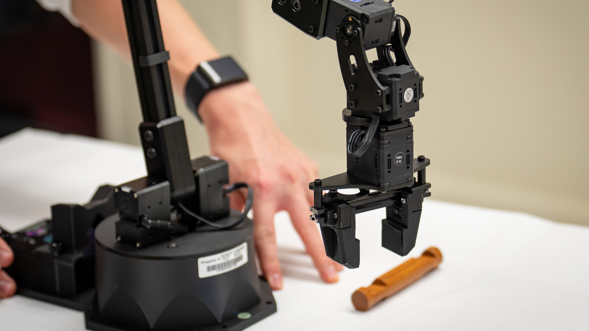 Researcher uses human emotions to control construction robot | Virginia ...