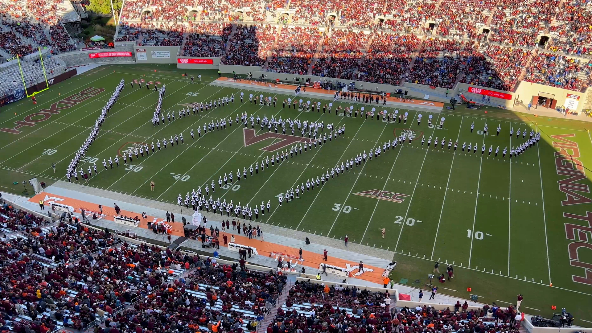 Hokies come together to celebrate Homecoming weekend 2021 | Virginia ...