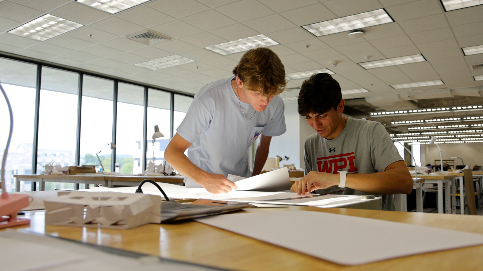 Individual workspaces create collaborative environments | Virginia Tech ...