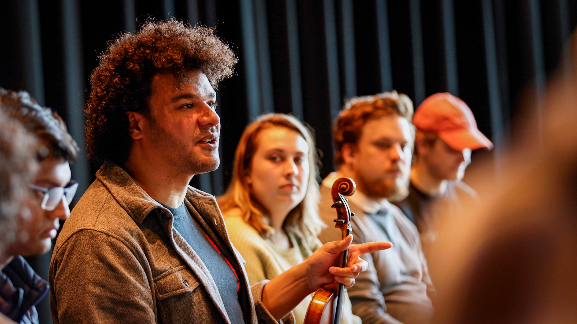 Grammy-nominated string quartet brings the arts home for some students ...