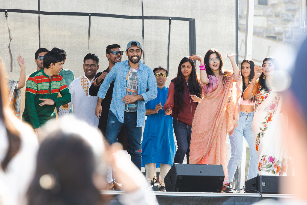 High school students learn from industry professionals at Inside Design ...