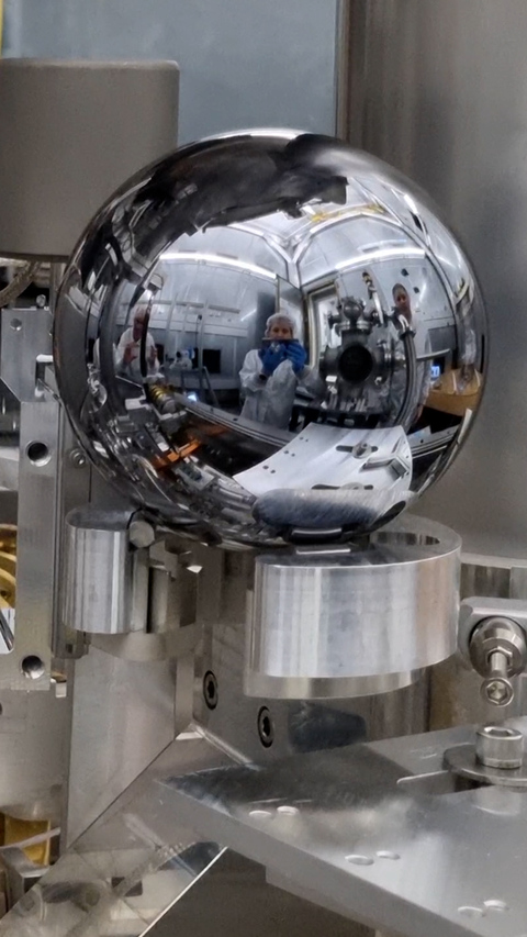 Building a Better Mass Measurement with a Sphere and the Kibble Balance ...